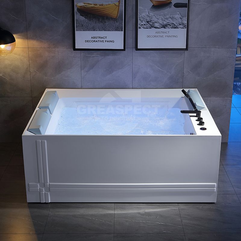 China Jacuzzi whirlpools bathtub wholesale in stock