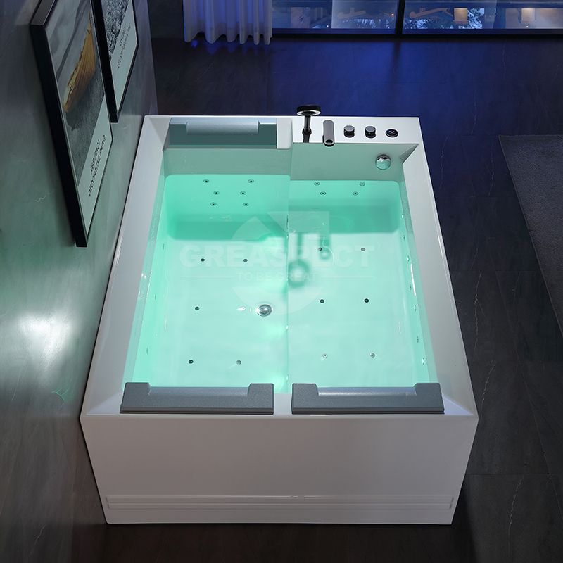 China Jacuzzi whirlpools bathtub wholesale in stock