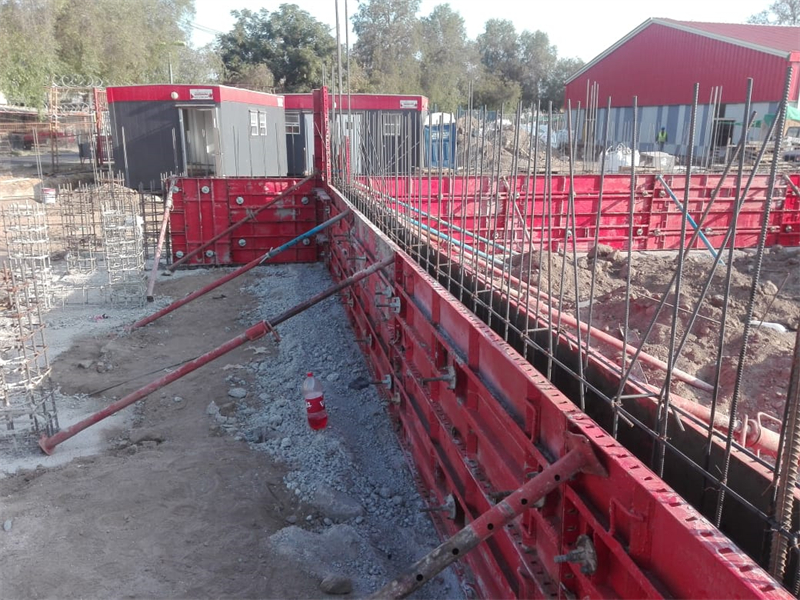 Application for the dimple sheet in the basement sidewall (Chile)