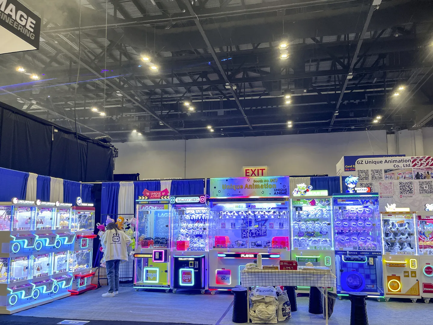 Commercial Claw Machines | CE-Certified Crane Games for Arcades ...