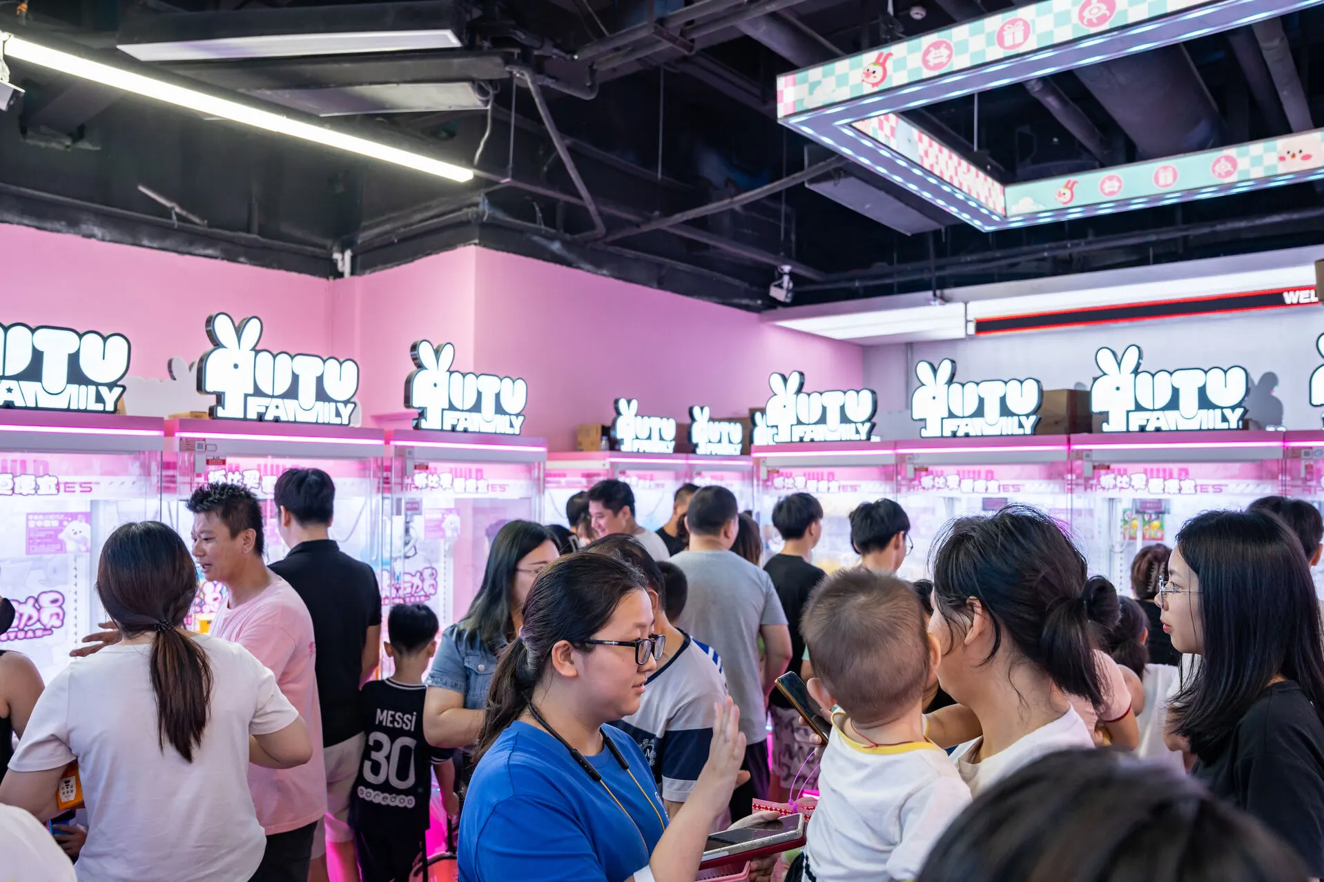 Snack Claw Machines Soar in Popularity, Transforming Entertainment in ...