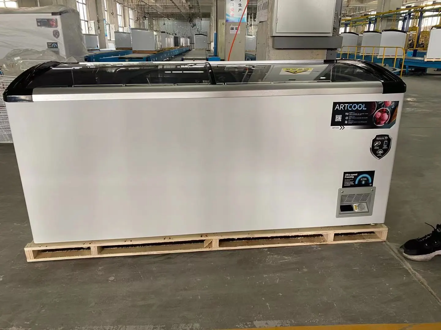 Curved Glass Chest Showcase