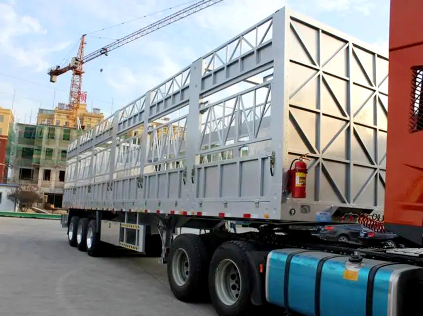 AUTONE - Animal Transport Semi Trailers