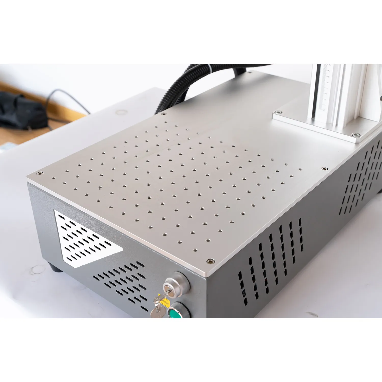 Integrated UV air-cooled marking machine