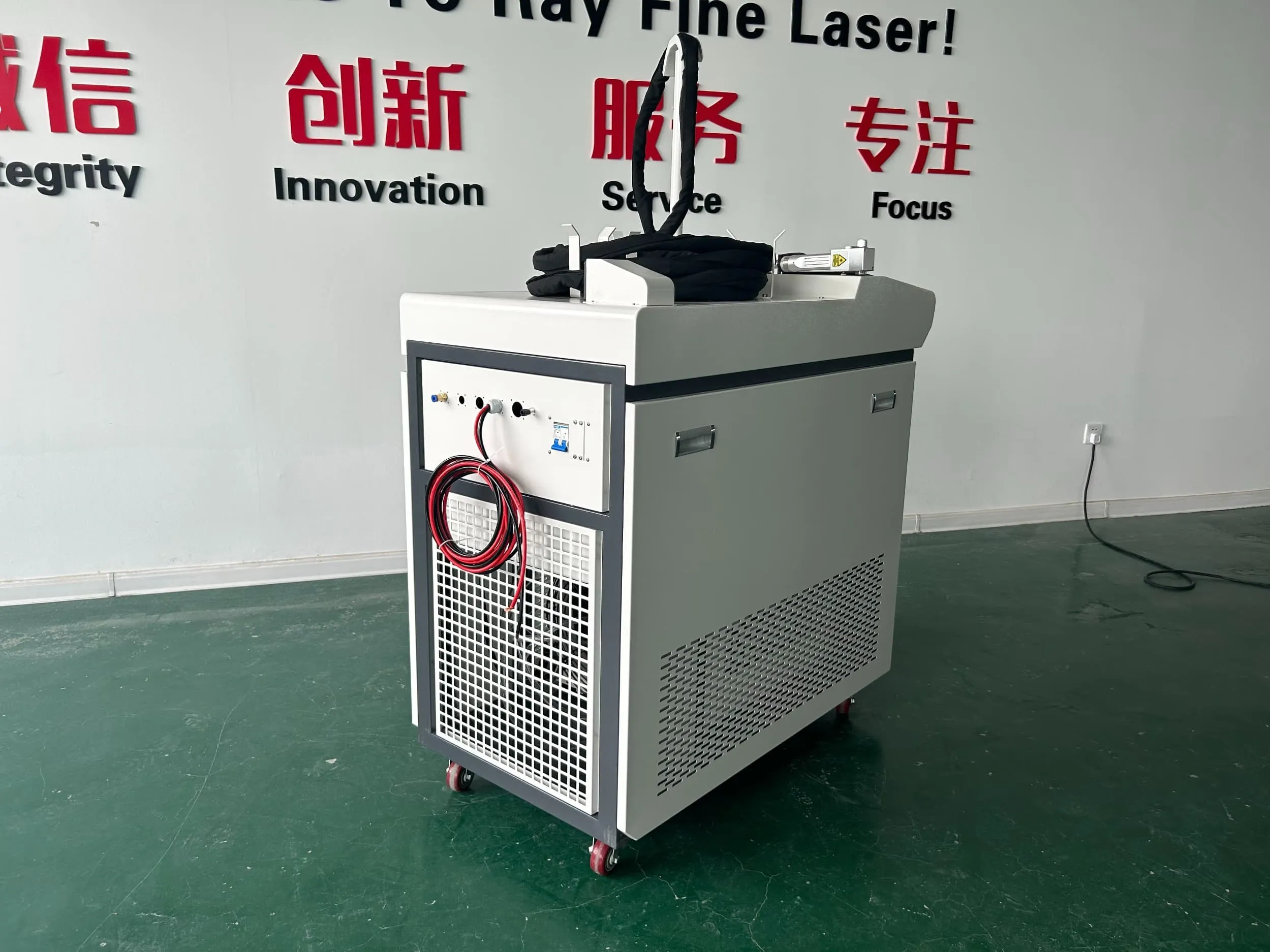 Industrial high power 3000W fiber laser welder machine
