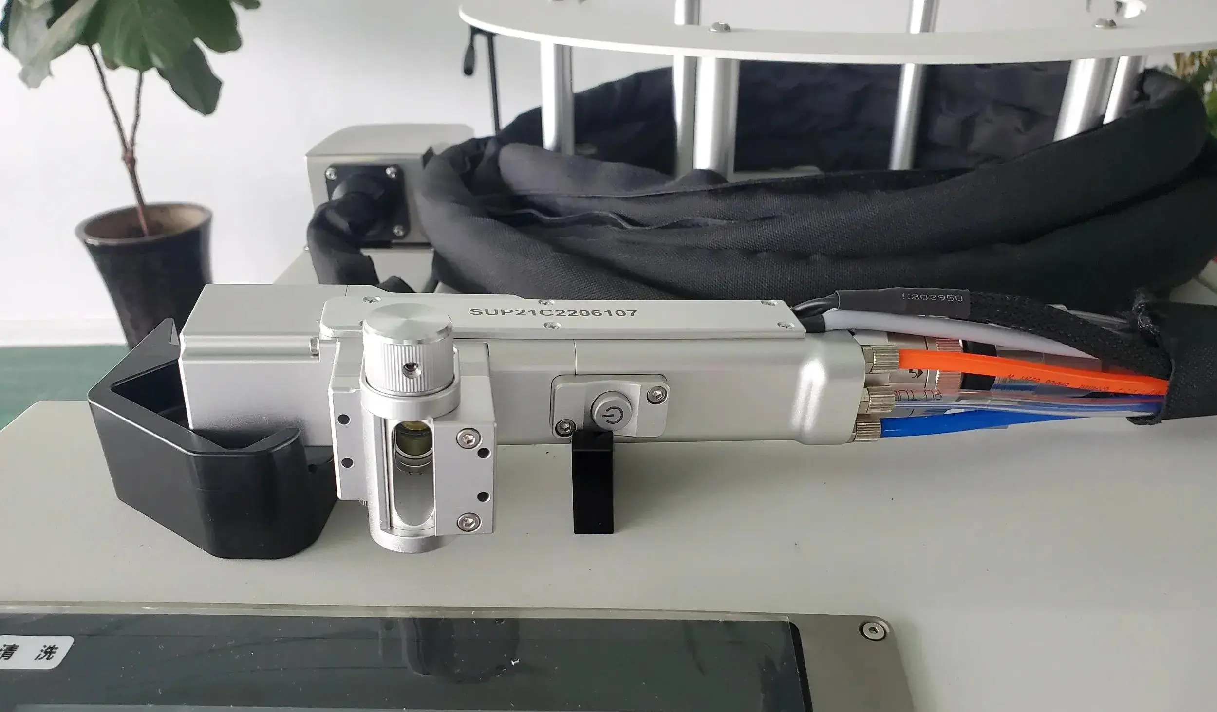 Handheld laser cleaning machine price,portable laser rust removal ...