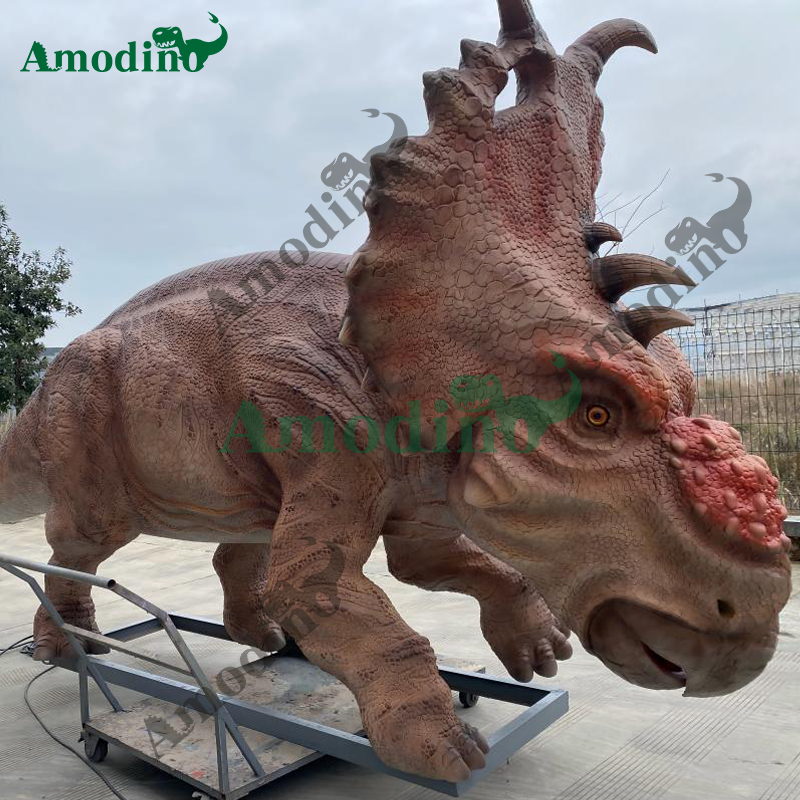 Hyper-realistic Animatronic Pachyrhinosaurus