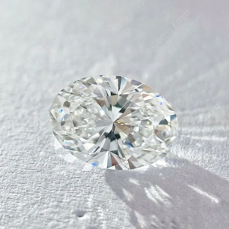Oval lab grown diamond