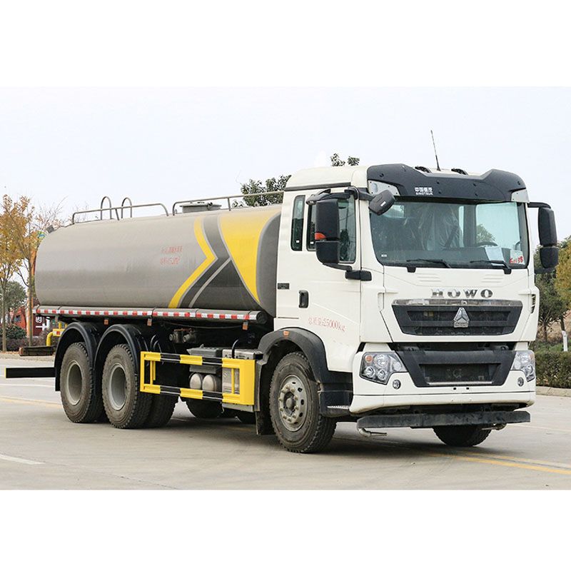 Sinotruk Howo 20m3 water tanker vehicle, water delivery vehicle