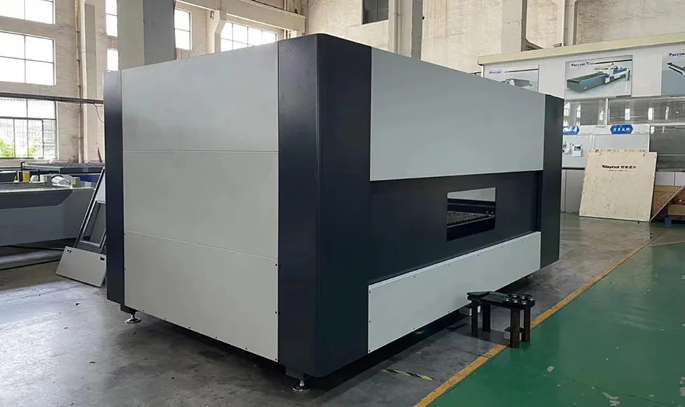 Pull-Out Table Laser Cutting Machine