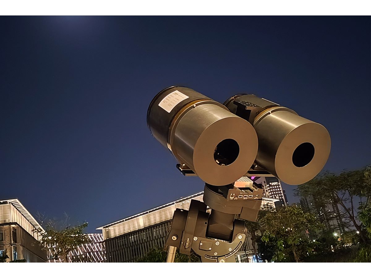 large-aperture mirrors, astronomical observation, telescope resolution,