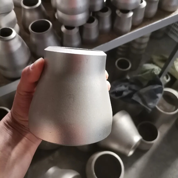 Stainless steel small diameter reducing pipe