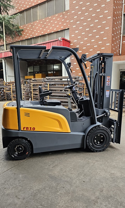 3Ton Electric Forklift with Side Shifter & Fork Positioner Attachment ...