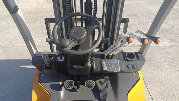 JINAN HULK MACHINERY Delivers High-Quality 2.5-Ton Diesel Forklifts to ...