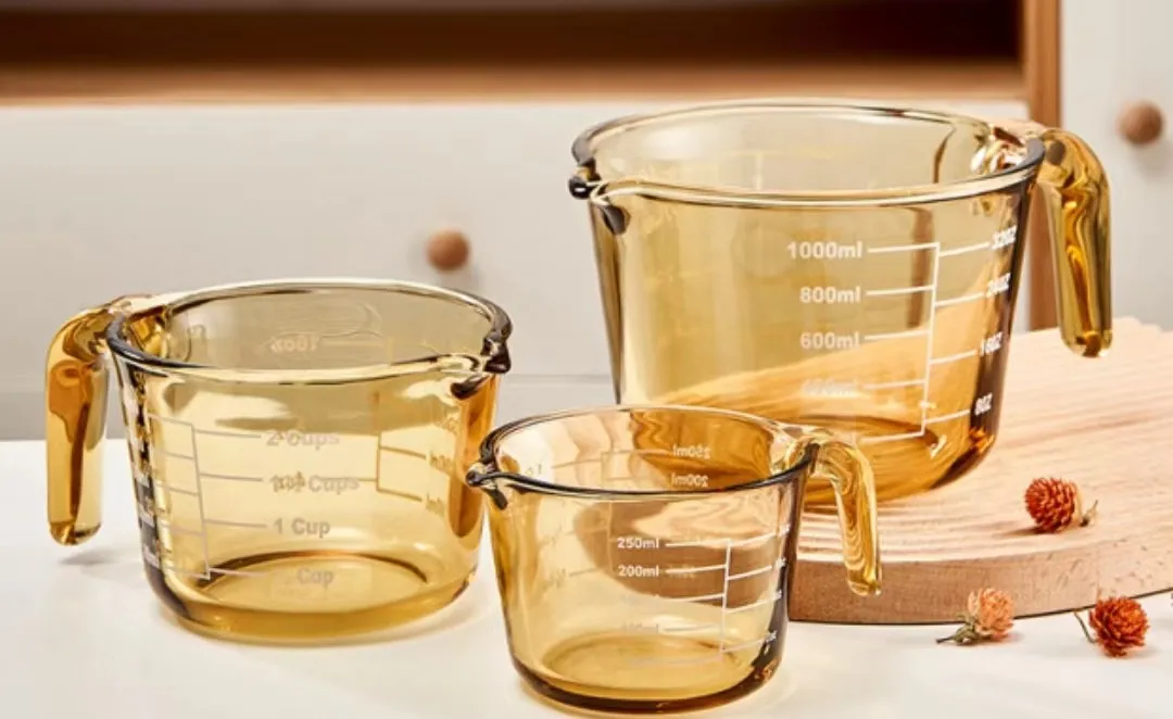 Pyrex Glass Measuring Cup