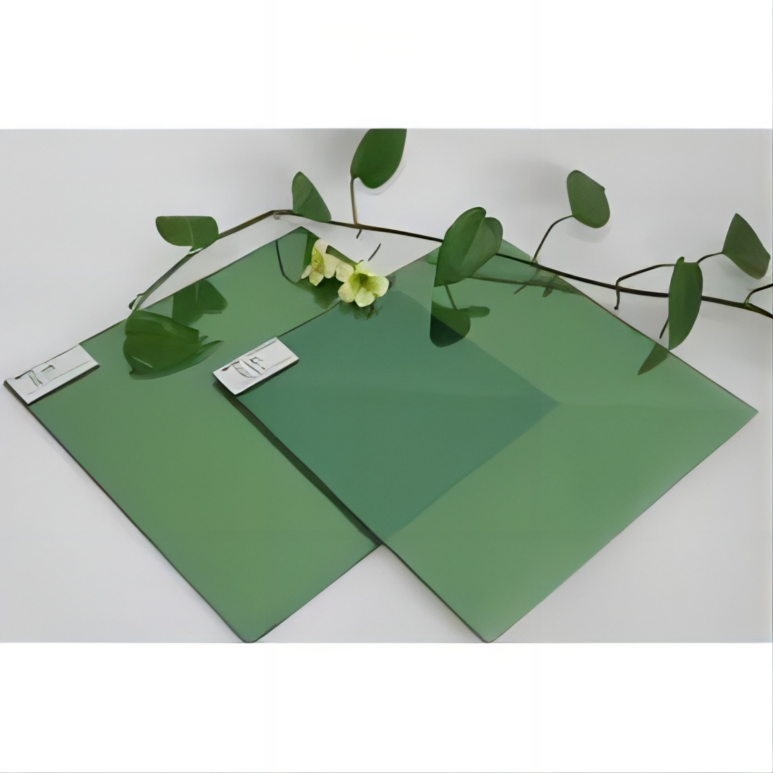 Natural green reflective glass
