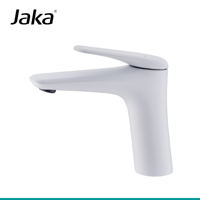 Single lever handle basin faucet