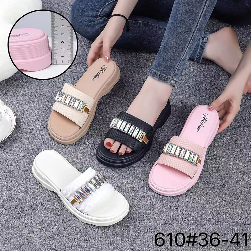 Chain flat popular fancy shoes,beautiful ladies shoes,designer sandals