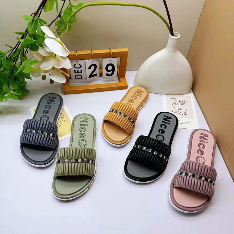 outdoor designer slippers, style slides slippers,flat slippers