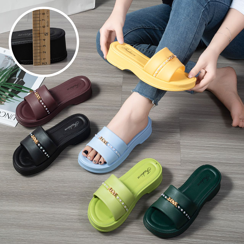latest young slippers,ladies slipper,color sole slippers