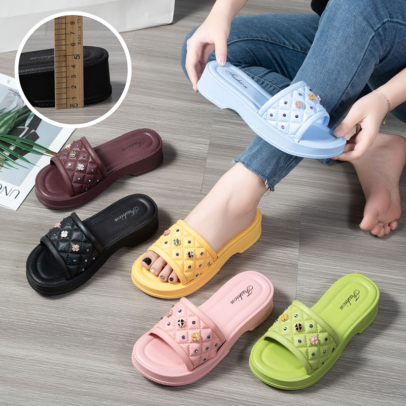 latest young slippers,ladies slipper,color sole slippers
