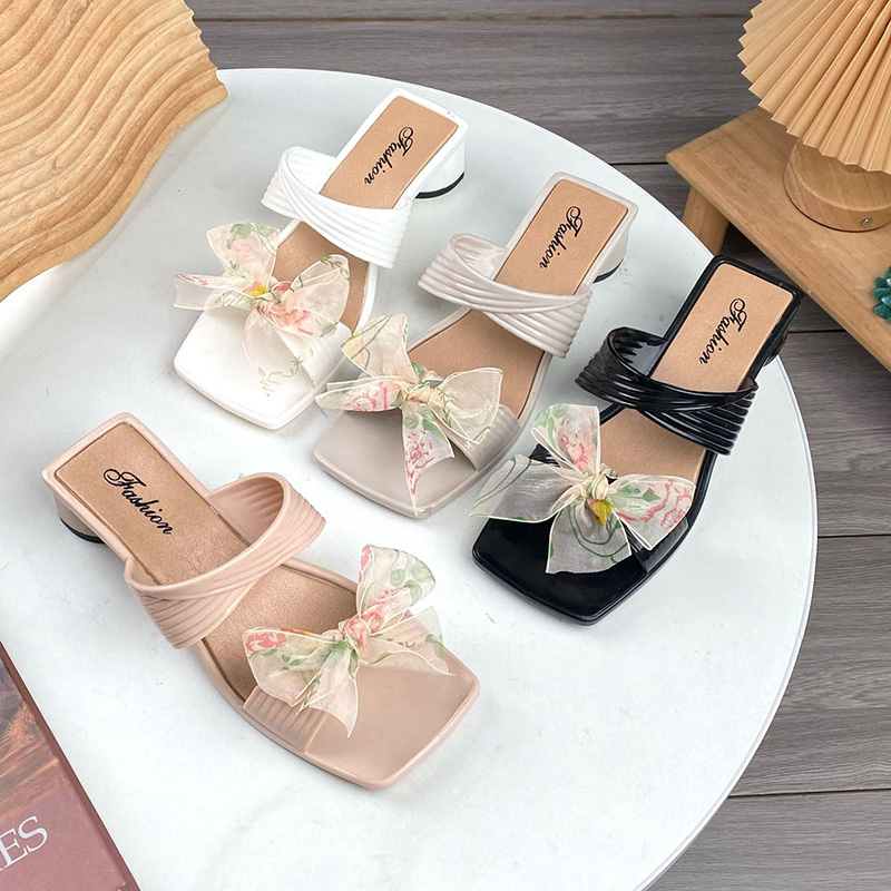 outdoor crystal slippers,summer jelly shoes,heel women slippers