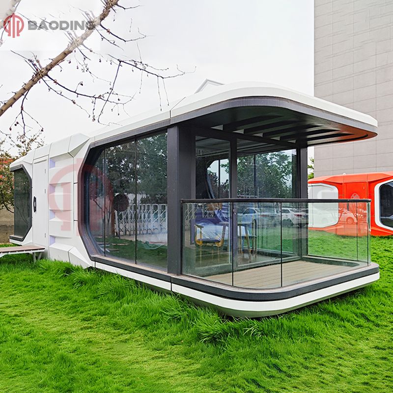 China Manufacture scenic area Luxury capsule house with kitchen