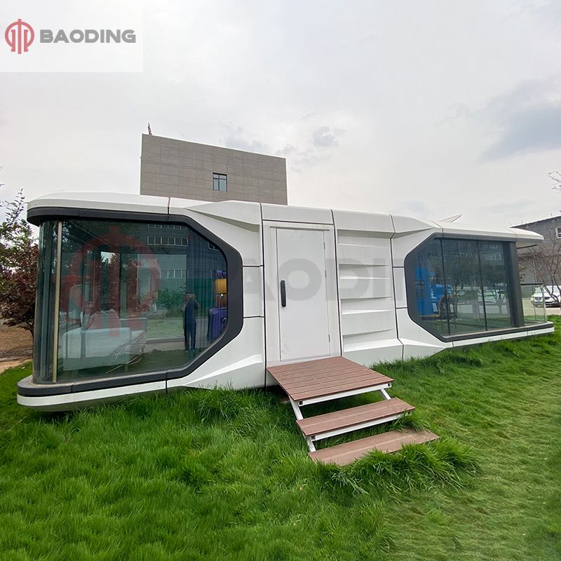 China Manufacture scenic area Luxury prefab house capsule for hotel