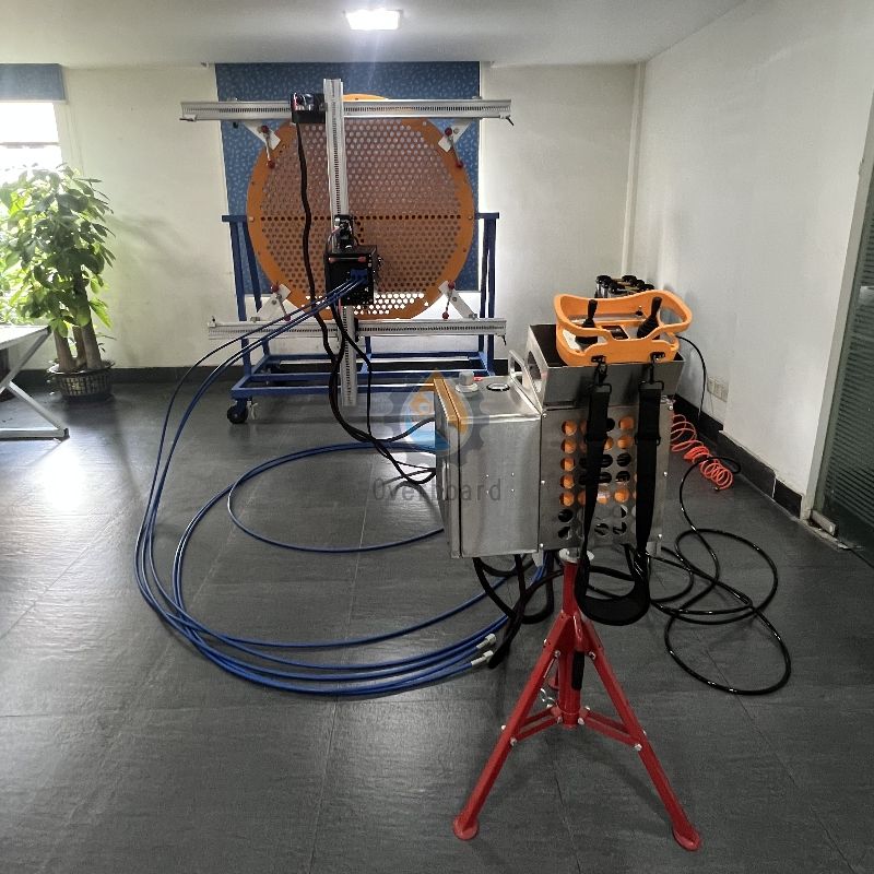 Hose automatic cleaning system, heat exchanger cleaning