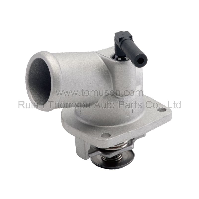 1338331 1338003 Car engine thermostat with housing