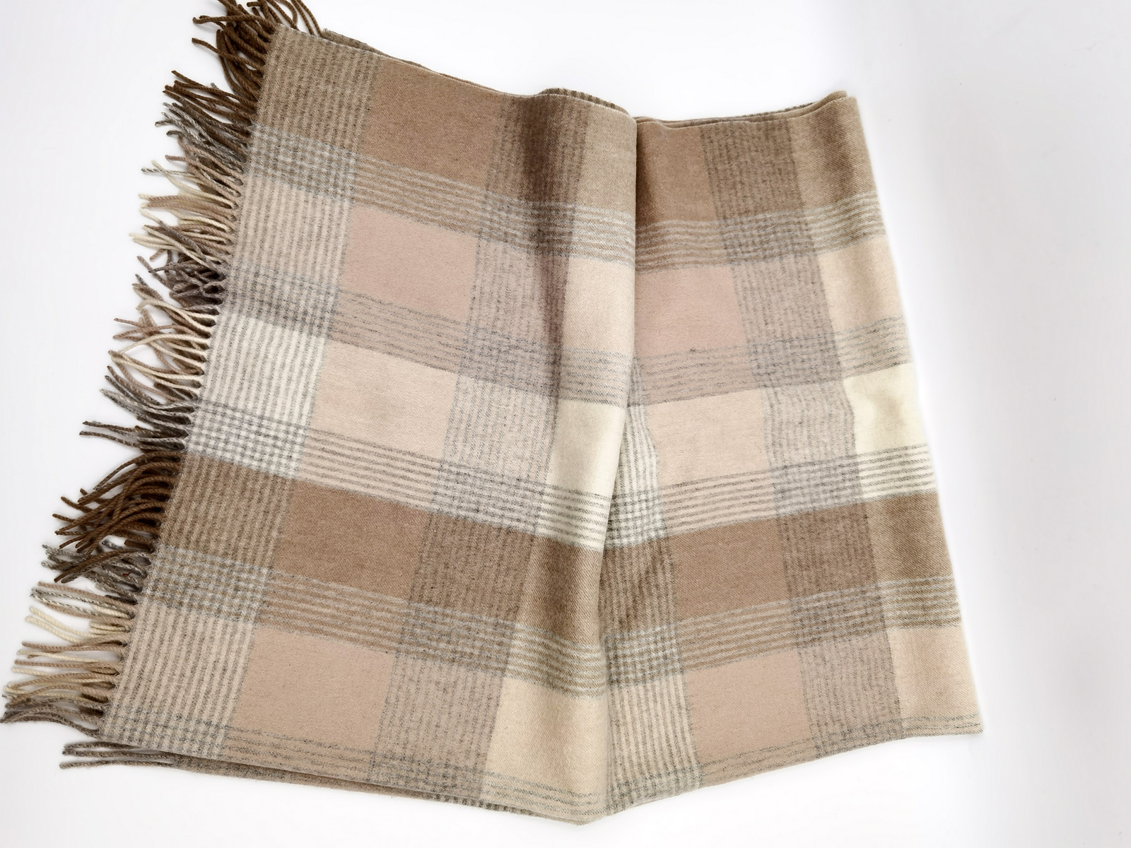 Cashmere woven plaid blanket