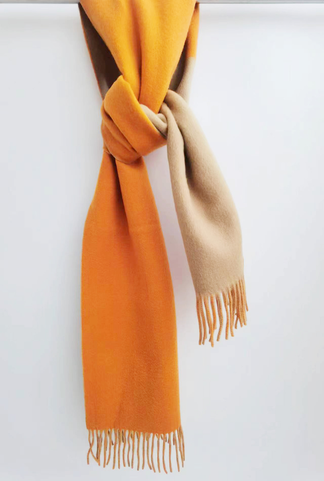 Women's cashmere wool blend woven scarf for FW