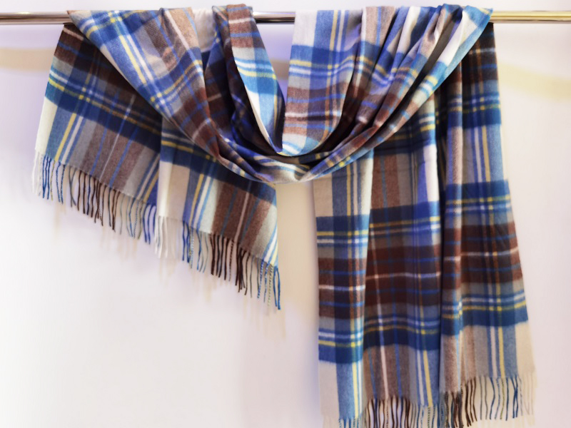Cashmere woven plaid stole