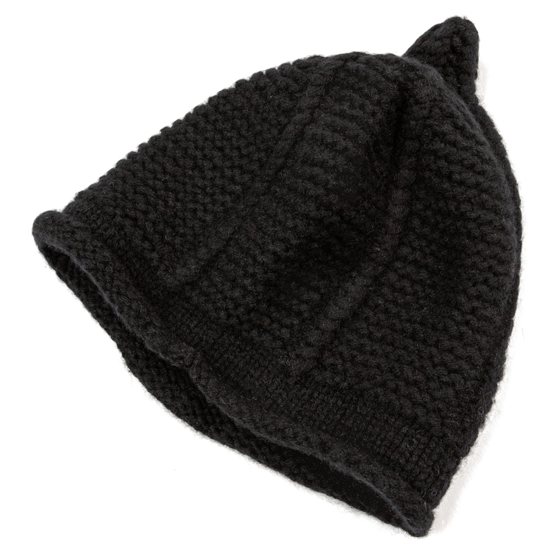 Cashmere knitted riding cap