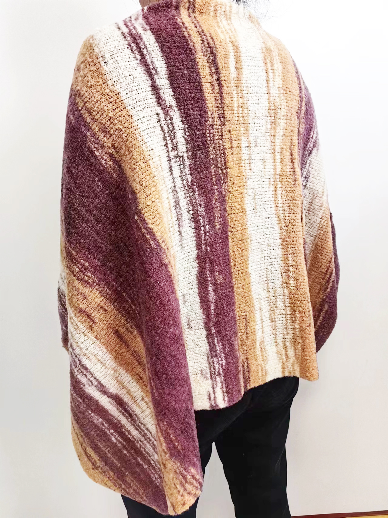 Cloudy poncho woolen knit for women's FW