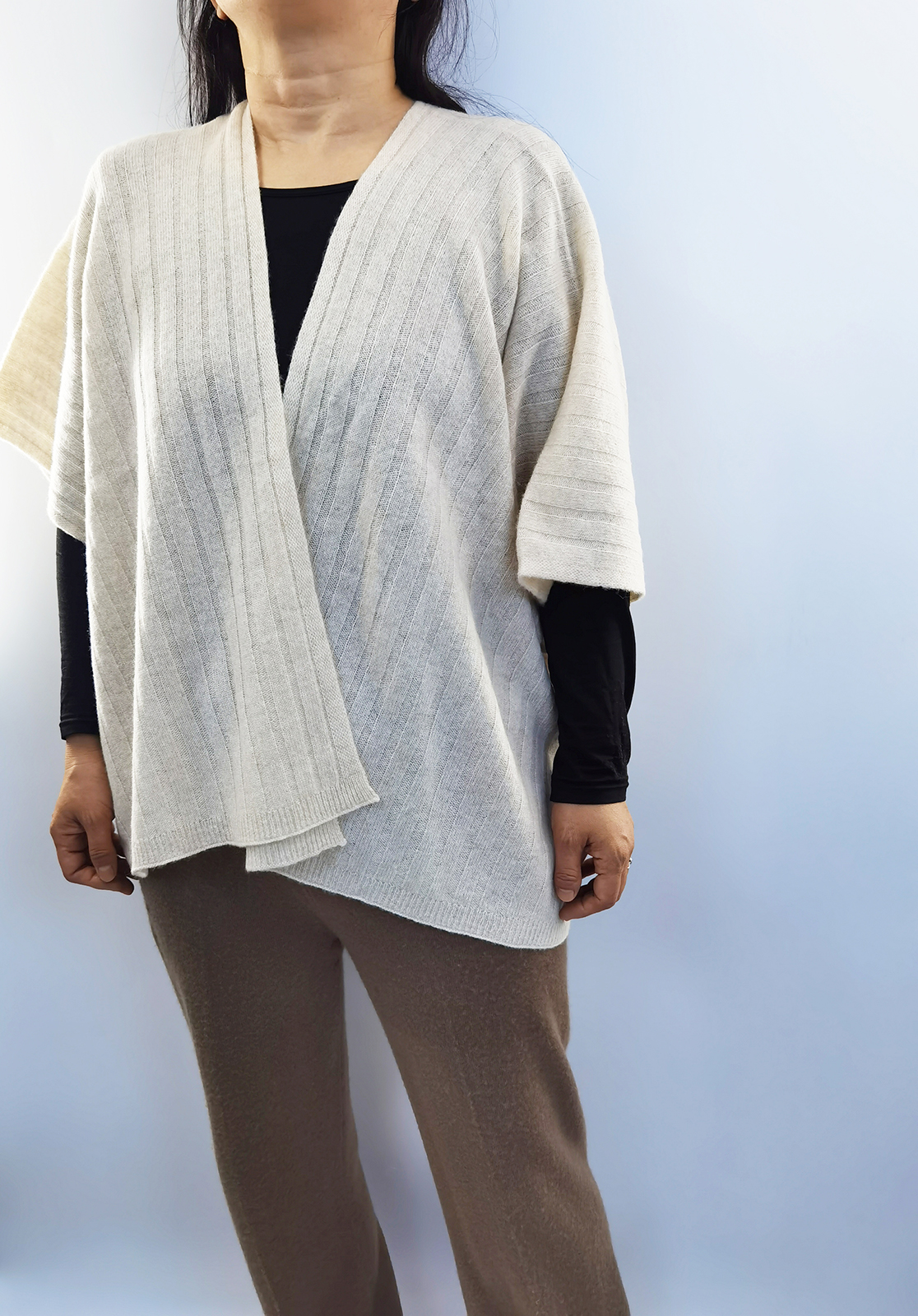 Women's Cashmere rib knit poncho