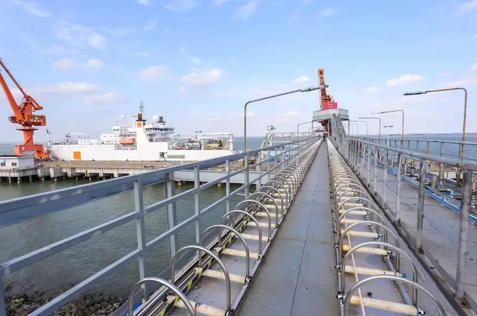 Fiber Optic Submarine Cables: The Backbone of Global Communication.