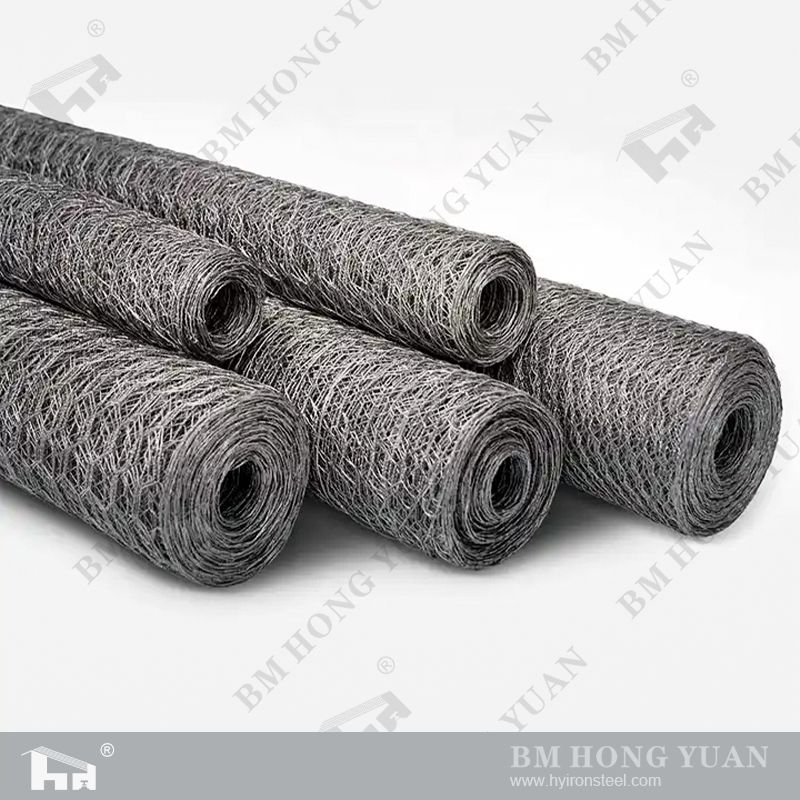 Hexagonal wire netting