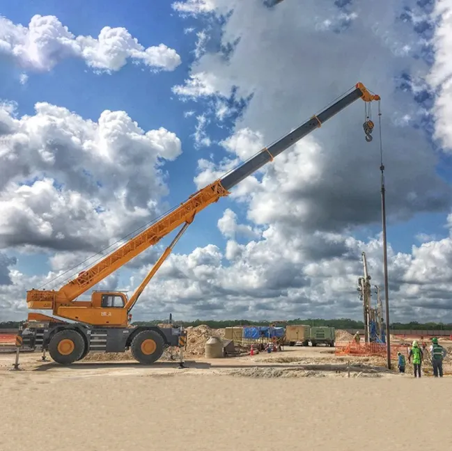 150 Ton Rough Terrain Crane