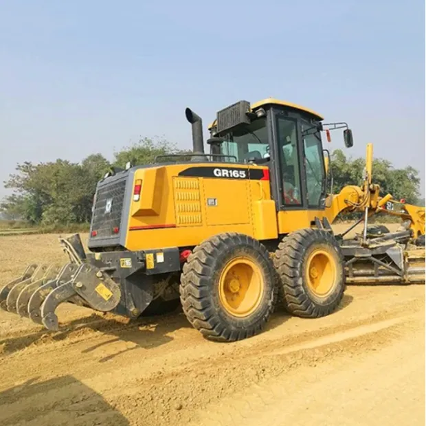 Gr165 Small Road Motor Grader with Ripper and Blade
