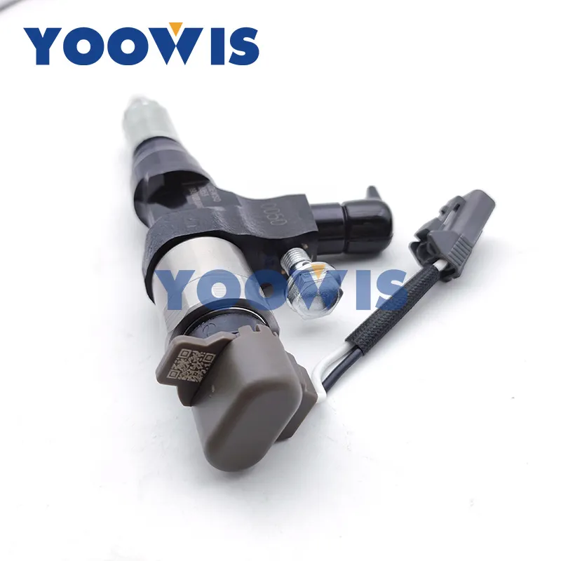 J05E Fuel Injector 095000-6353 23670-E0050 Kobelco Parts