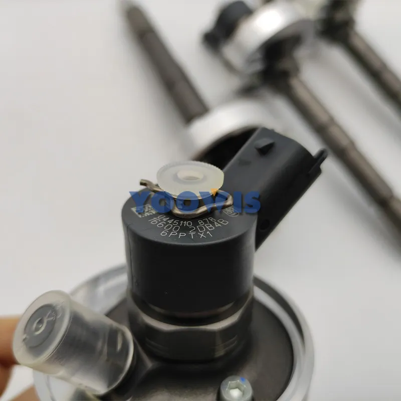 Diesel Engine Fuel Injector 0445110878 0445110467 16600-2DB4A