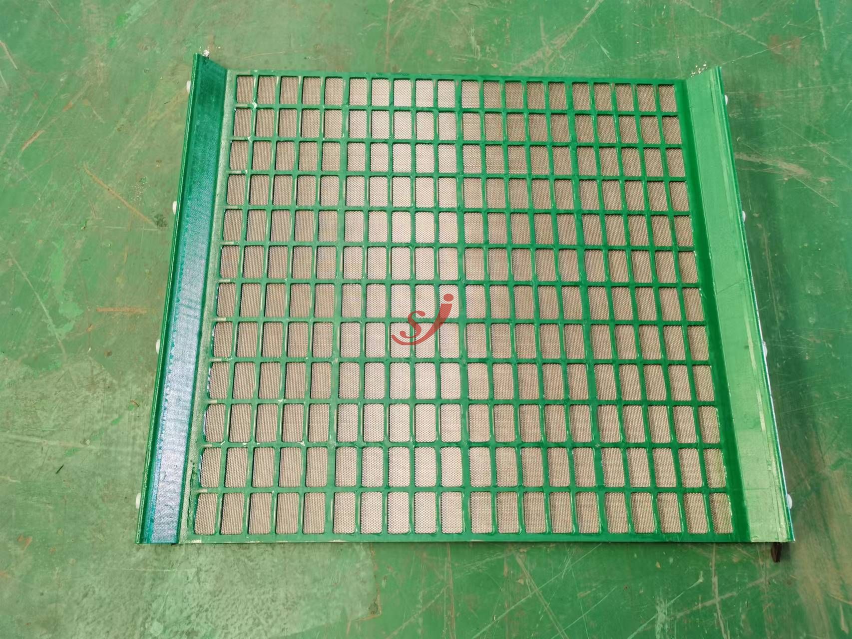 Nov Axiom Ax-1 shakers screen