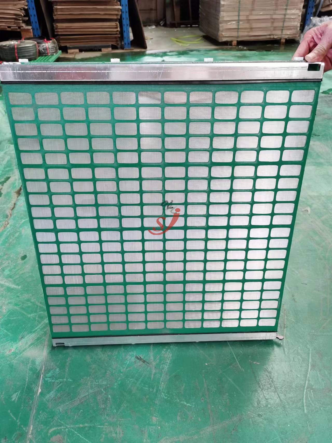 Nov Axiom Ax-1 shakers screen