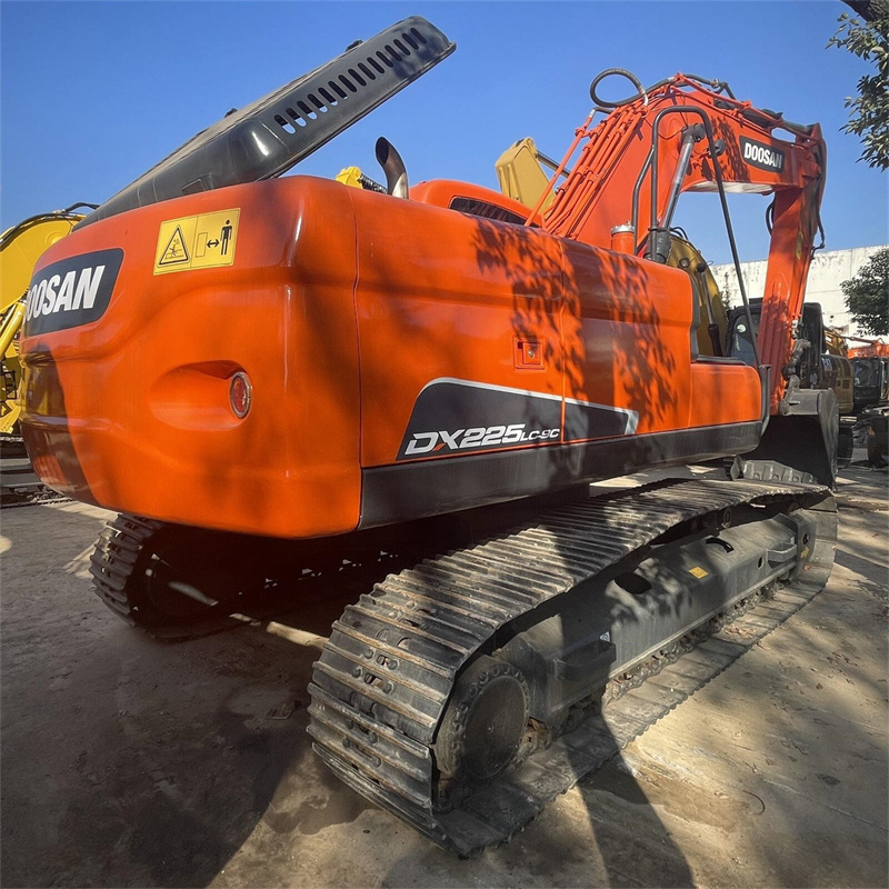 22 Tons Used Doosan Dx225LC Excavator