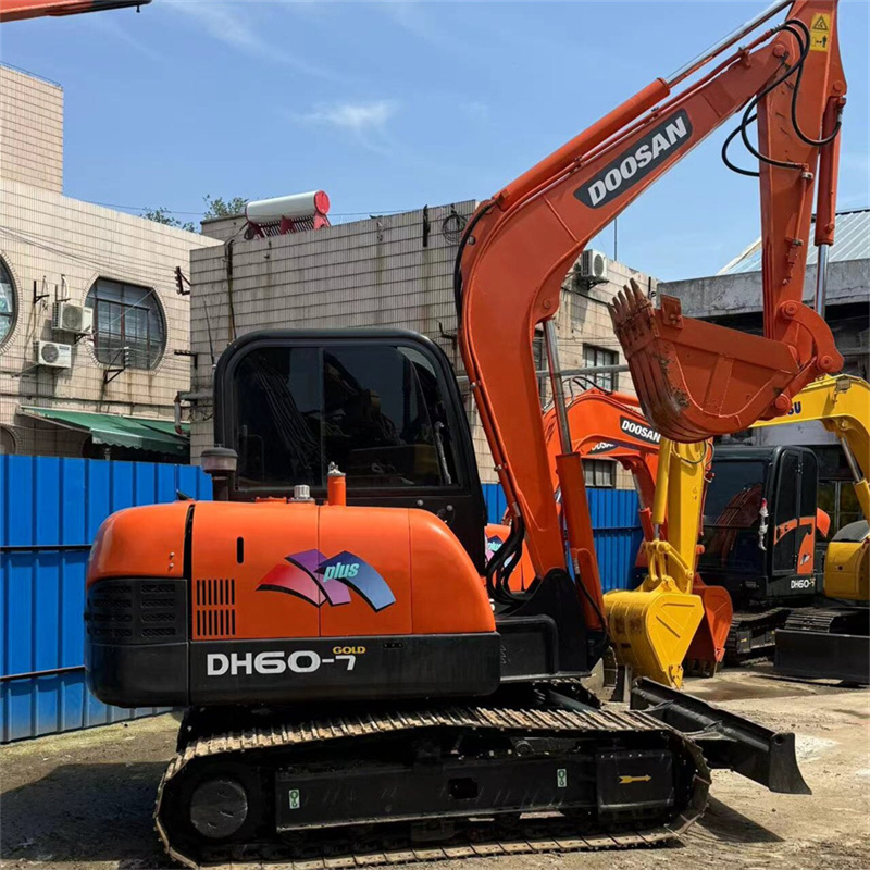 Used Doosan Mini Crawler Excavator Dh60-7 Made in South Korean