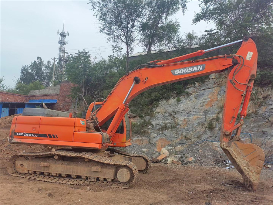 Original Korea Doosan Dx260 Model Excavator