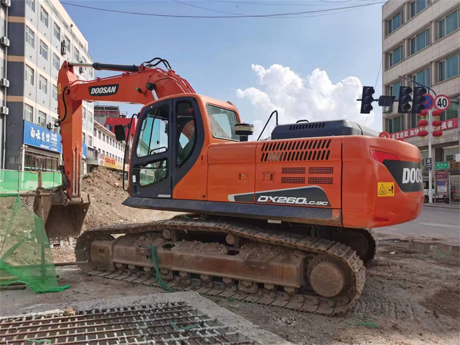 Original Korea Doosan Dx260 Model Excavator