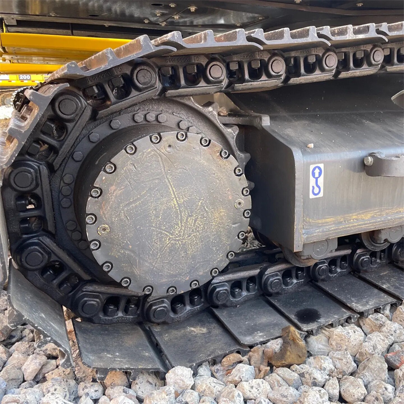 24 ton Volvo EC240 Excavators