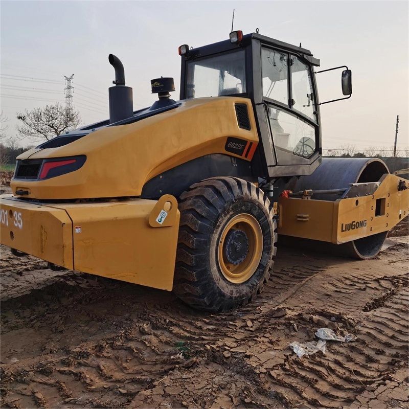Rouleau routier Liugong 6622E pour la construction de routes en couche ...